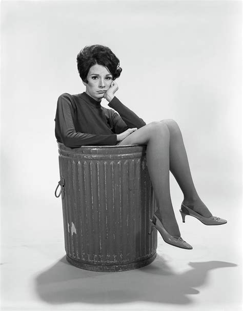 How A Man Should Deal With A Woman With Premenstrual Syndrome Pms “aunt Flow Shark Week