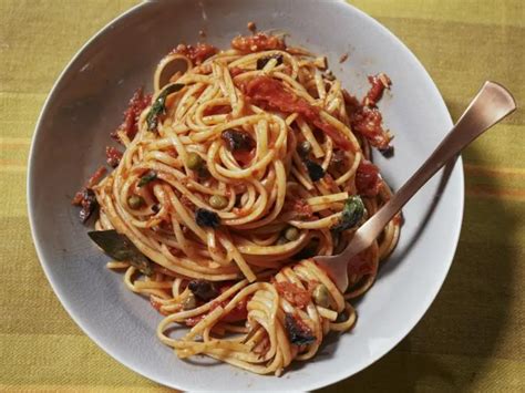 Pasta Puttanesca Recipe Jeff Mauro Food Network