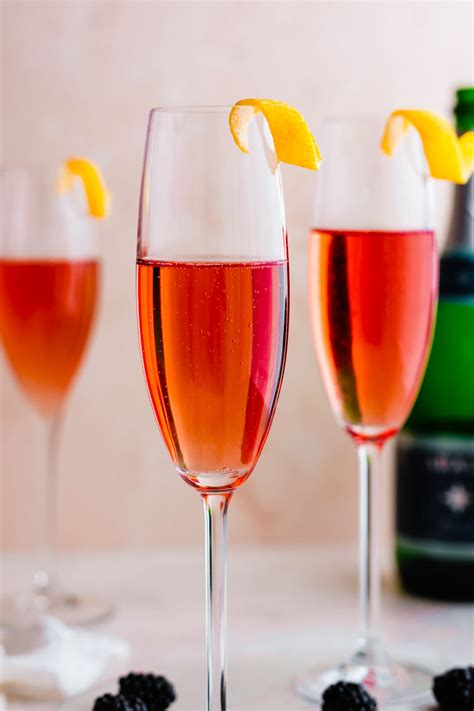 Kir Royale Cocktail Kir Royale With Pearls Honestlyyum
