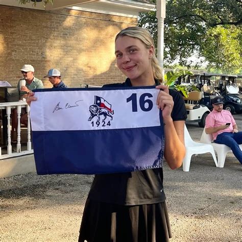 Gabbie Carter Bio Age Height Net Worth Husband