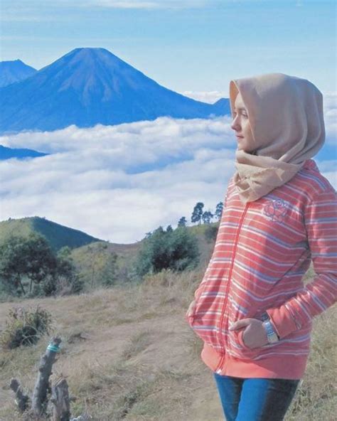 15 Potret Pendaki Cantik Di Atas Gunung Bukti Wanita Itu Perkasa