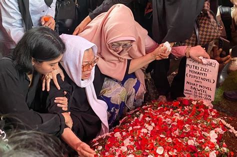 Kronologi Meninggalnya Puput Novel Alami Komplikasi 2 Organ Hingga 4