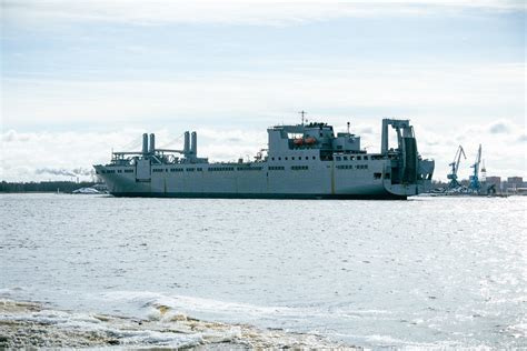 Galerija Rīgā Ieradies Asv Militārais Kravas Kuģis “leroy A Mendonca