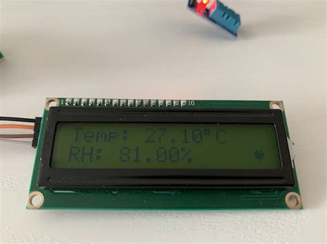 Lcdに現在の温度・湿度を表示する ・λ・