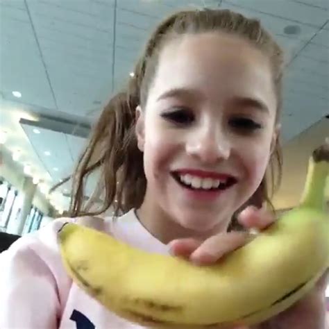 Pin By Rae On Mackenzie Ziegler Dance Moms Mackenzie Ziegler Mackenzie