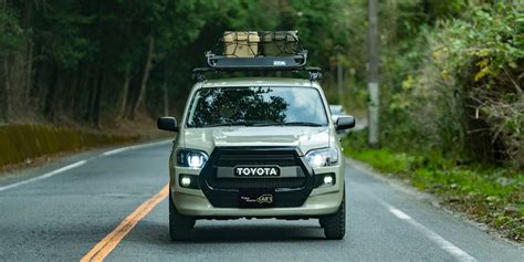 【voxy】家族の冒険を彩る、スタイリッシュな相棒 ｜ Papamama Cars ｜ カスタム中古車専門店