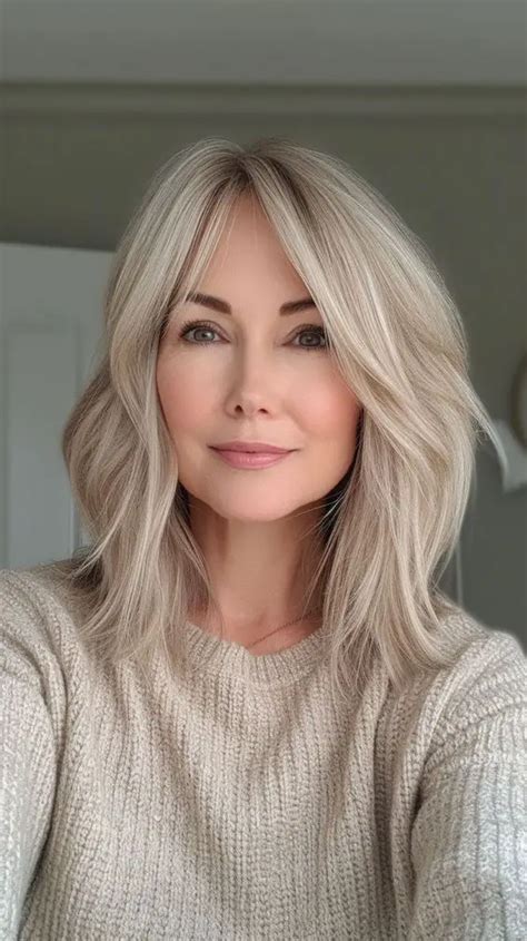 Chic Medium Hairstyles For Women Over 40 Timeless Cuts And Trendy
