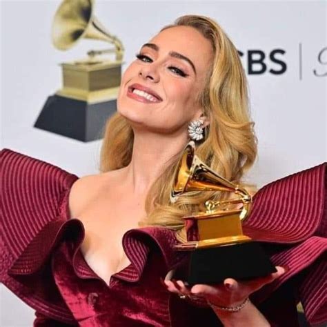 PØpstars La Hermosa Adele 🤩🙈