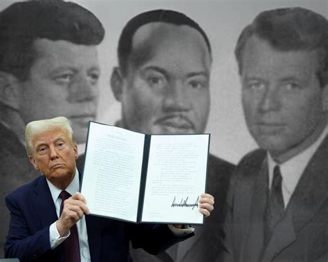 ترامپ دستور انتشار کامل اسناد ترور جان اف کندی، رابرت کندی و مارتین لوترکینگ را صادر کرد