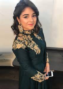 Dangal Actress Zaira Wasim Announces Wedding Shares Photo With Husband
