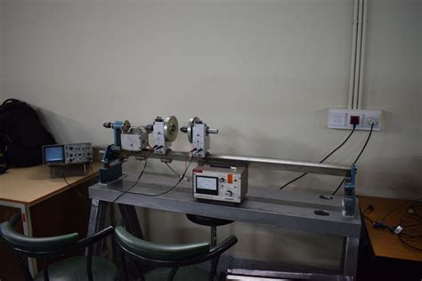 ارتعاشات دانشکده مهندسی مکانیک