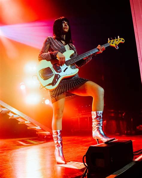 Laura Lee ファッション 音楽 美