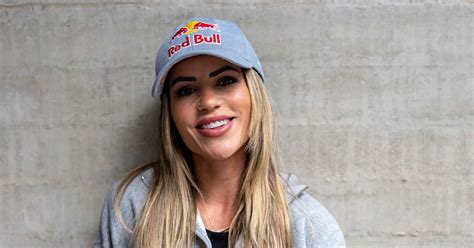 Letícia Bufoni Porträt Der Außergewöhnlichen Skateboarderin