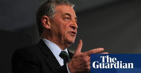 ‘enough Is Enough Former Coalition Environment Minister Joins Push For A National Ban On