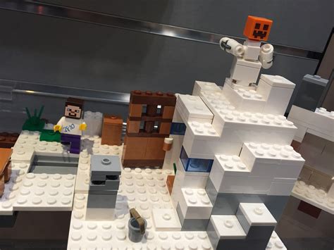 Lego Minecraft Snow Golem