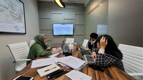 Indonesia Healthcare Who Diagnosis Chemistry Laboratory Molecular… Ryan Byun