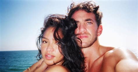 Singer Cassie Marries Alex Fine See Their Intimate Malibu Wedding