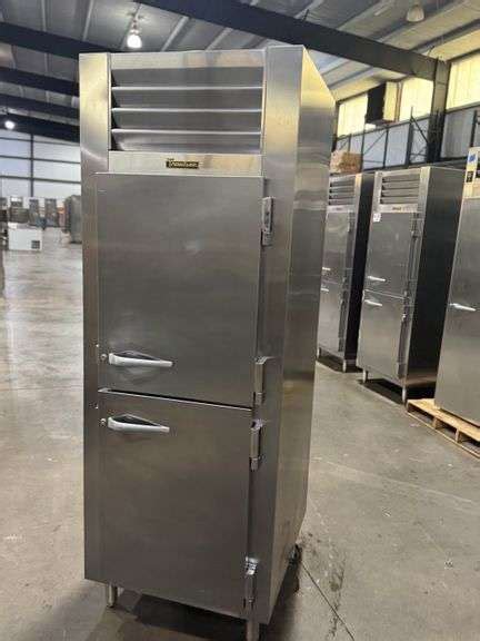 Traulsen Spec Line Stainless Steel One Section Pass Through