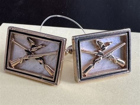 Vintage Goldtone Swank Mother Of Pearl Duck Hunting Guns Mens Cuff