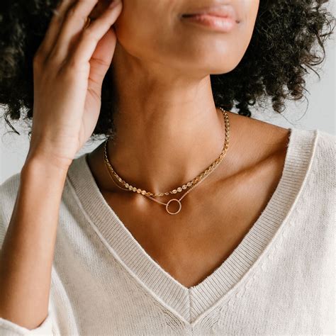 Beth Small Circle Laura Elizabeth