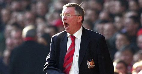 Sir Alex Ferguson Stunned By Ex Man Utd Stars Text After Feud He Left Four Years Ago