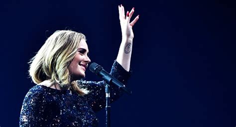 Adele Mira El Espectacular Tributo Que Le Dedicó A Amy Winehouse Entretenimiento Perucom