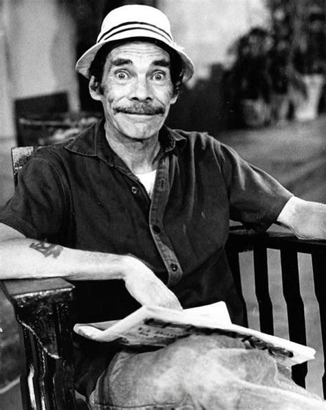 Pin Em Pixeles Chapolin Imagens Engraçadas De Bom Dia Gato De Bruxa