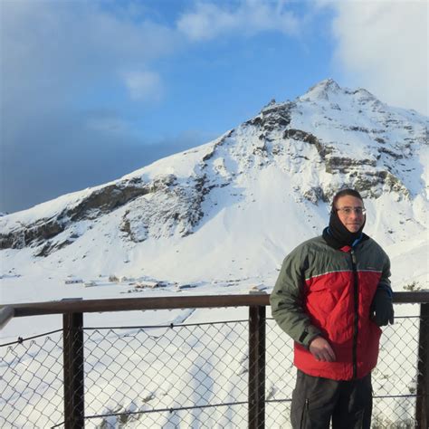 העולם הגדול עם אורי הראל Podcast On Spotify