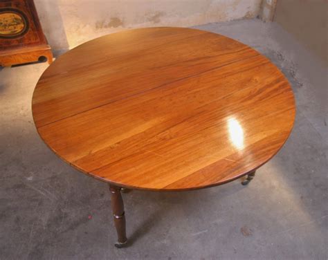 Proantic Extendable Table