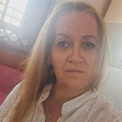 Carmem Robles Carmem Robles • Threads Say More