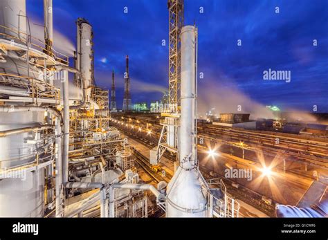Ammonia Production Hi Res Stock Photography And Images Alamy