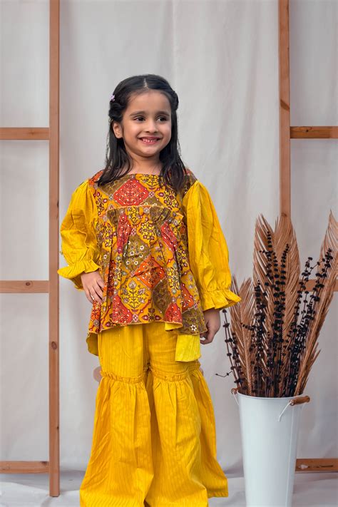 Girls Eid Dresses And Outfits Buy Eid Dress For Girls Online In India