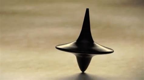Le Toupie Totem De Dominic Cobb Leonardo Dicaprio Dans Inception Spotern