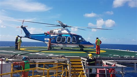 Chpper On Deck Marine Engineering Oil Rig Jobs Oil Rig