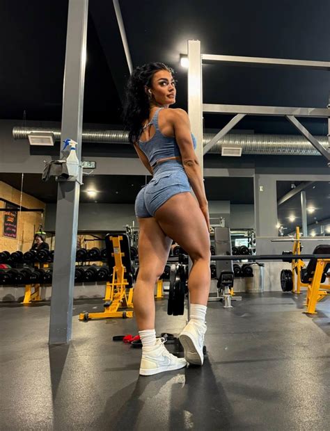 How Would You Work With Muscle Butt Rgymthicc
