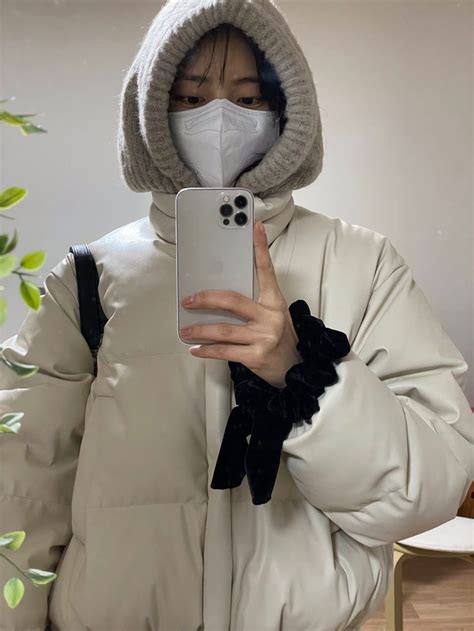 Jueun • Dia Foto Gadis Cantik Gadis Gadis Cantik