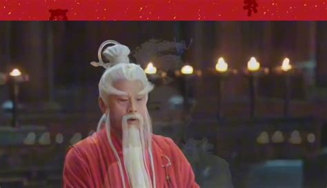 【玄月剧梗🤟】临江仙：玄微放弃成神，用人的身份散尽修为拯救在旱灾挣扎的人们 1千粉丝868作品片花视频 免费在线观看 爱奇艺