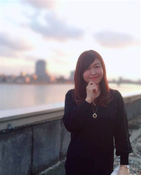 石塚かおりさんのインスタグラム写真 石塚かおりinstagram 「 夕方 わくわく ゆうわく伝説 生放送が終わったら、空があまりに