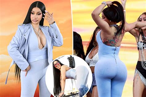 Cardi B Gets Mixed Reactions After Twerking Onstage At Revolve Festival