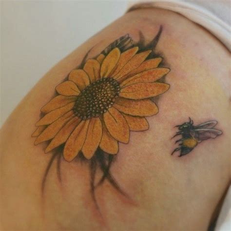 9 Best Sunflower With Bee Tattoo Images On Pinterest Tattoo Ideas