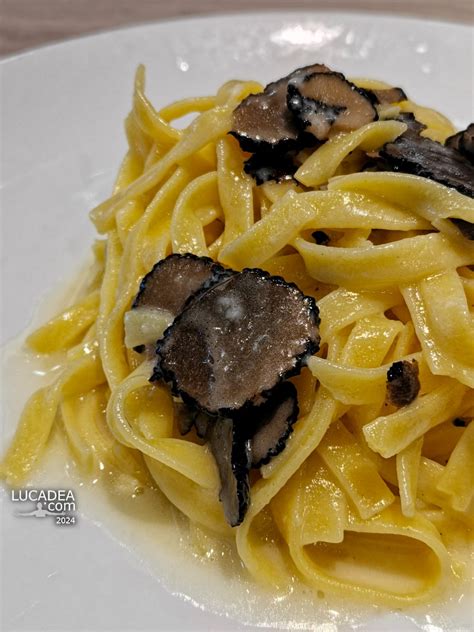Le Tagliatelle Al Burro E Tartufo La Ricetta