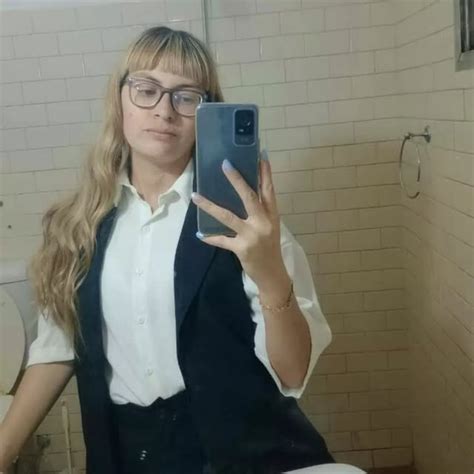 Brendaleyess On Threads