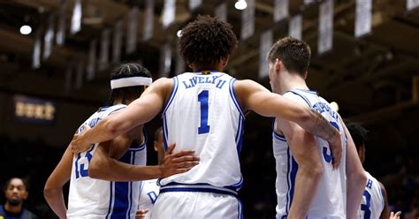 With Kyle Filipowski And Dereck Lively Dukes Jon Scheyer Wants To Play Inside Out Duke