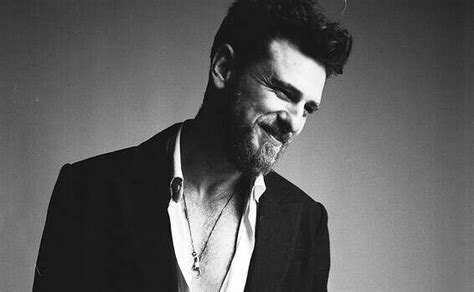 חדשות טובות אריק ברמן בהופעה חיה