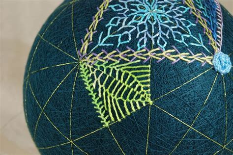 Japanese Temari Feather And Cretan Stitches For Temari Feather Stitch Feather Stitch