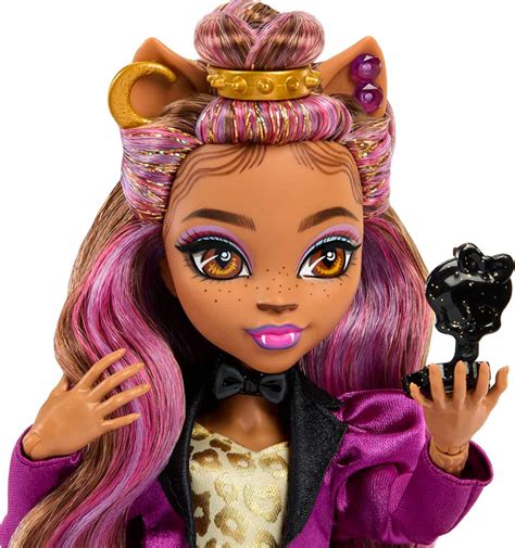 Monster High Generation 3 Monster Ball Clawdeen Wolf