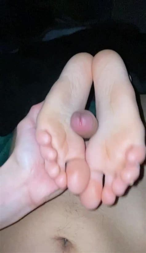Sleeping Footjob 1
