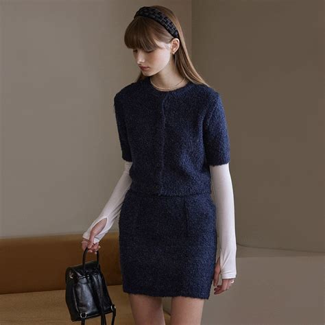 Blur Bookle Mini Skirt Navy 감도 깊은 취향 셀렉트샵 29cm