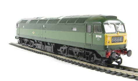 Bachmann Branchline 32 801ds Class 47 D1746 In Br Two Tone Hattons