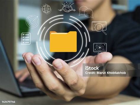 Dms 문서 관리 시스템 개념 부착된에 대한 스톡 사진 및 기타 이미지 부착된 파일 인터넷 Istock